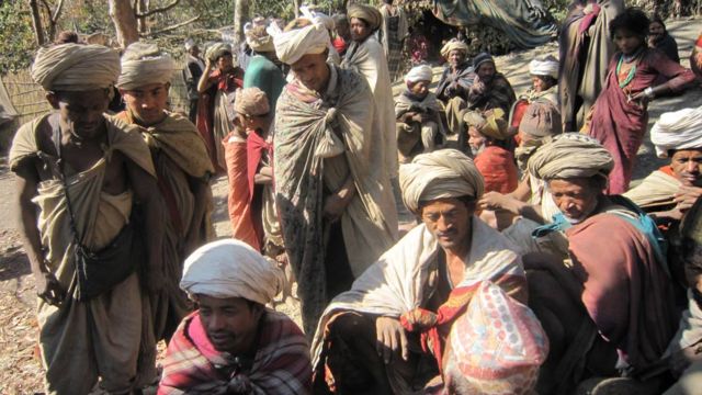 घुमन्ते राउटे समुदायको बस्तीको केहि झलक - BBC News नेपाली