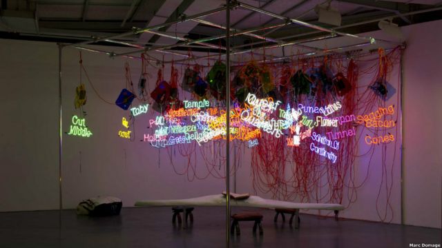 En fotos: arte de neón - BBC News Mundo