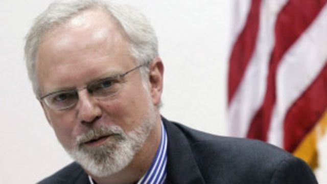 Thêm áp lực đòi thay Đại sứ Shear - BBC News Tiếng Việt