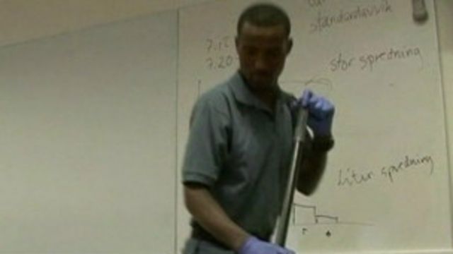 Londres 2012: Ex-refugiado etíope concilia rotina de zelador com ...