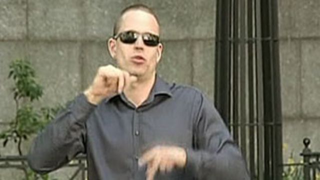 Rapper surdo se apresenta em Nova York - BBC News Brasil