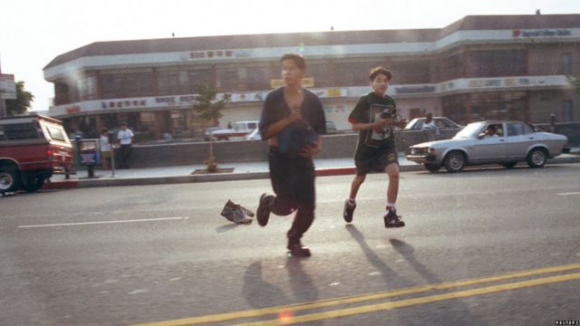 En fotos: se cumplen 20 años de los disturbios de Los Ángeles - BBC ...