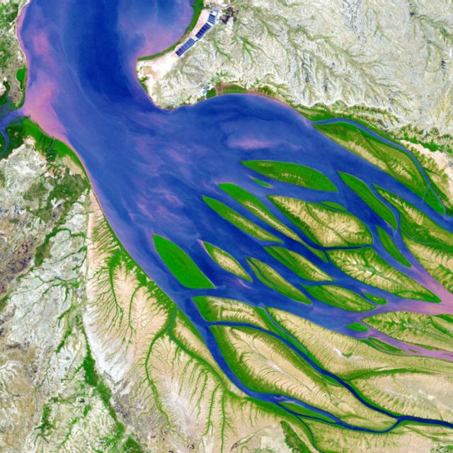 Vistos do alto, deltas de rios viram 'arte moderna' - BBC News Brasil