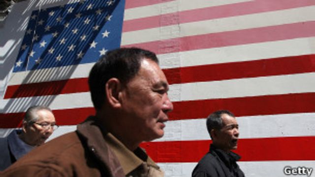 El rostro de la emigración hacia EE.UU. se vuelve asiático - BBC News Mundo