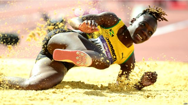 Khoảnh khắc thú vị tuần đầu Olympics - BBC News Tiếng Việt