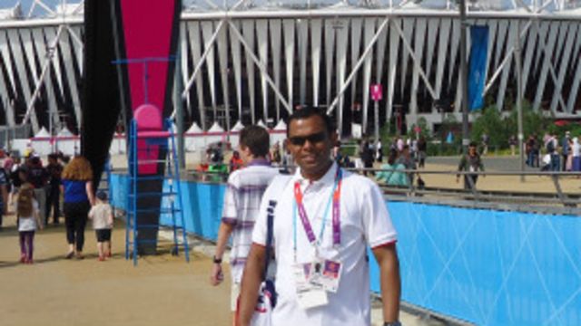 ඔලිම්පික් සැණකෙළියට එක්වූ ශ්‍රී ලාංකිකයෝ - BBC News සිංහල