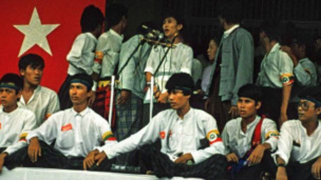 Myanmar peringati 25 tahun pemberontakan - BBC News Indonesia