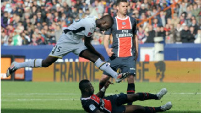 Les buteurs africains du weekend - BBC News Afrique