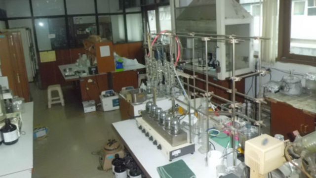 Wadah bioplastik 'antisemut' - BBC News Indonesia