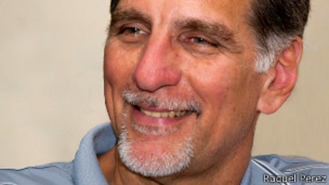 Se confiesa el cubano que espió en EE.UU. - BBC News Mundo