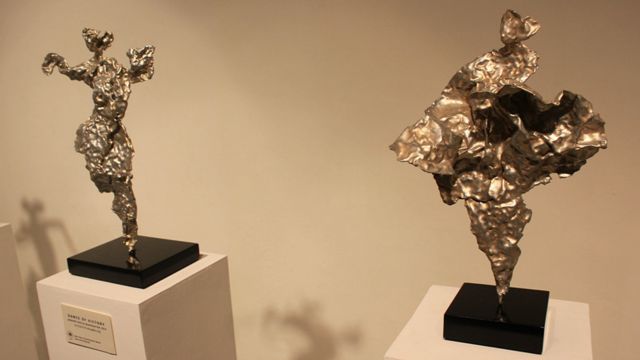 Menarilah bersama Dolorosa Sinaga - BBC News Indonesia