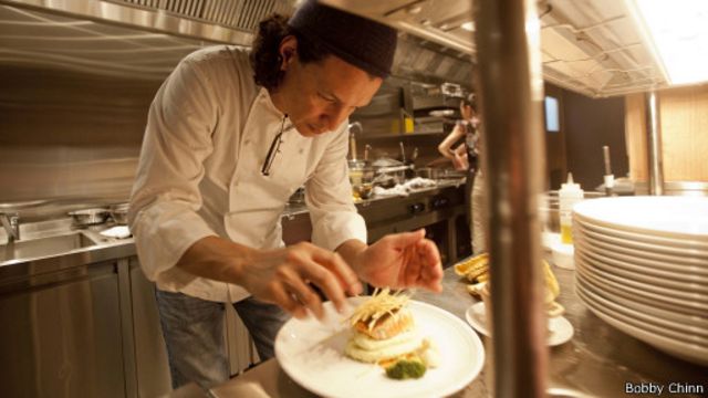 Du lịch VN có là 'vẻ đẹp bất tận'? - BBC News Tiếng Việt