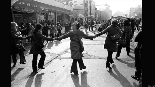 En fotos: los 1.000 días de Salvador Allende en Chile - BBC News Mundo