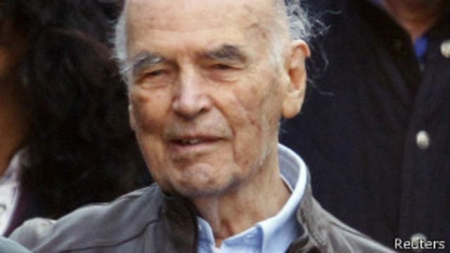 Criminal de guerra nazi Erich Priebke muere en Italia a los 100 años ...