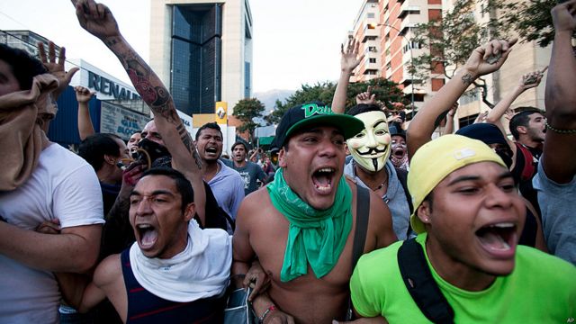 En fotos: jornada de marchas a favor y en contra del gobierno en ...