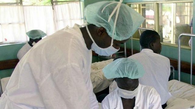 Cómo Uganda logró controlar el ébola - BBC News Mundo