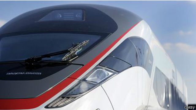 El desafío de fabricar trenes cada vez más veloces - BBC News Mundo