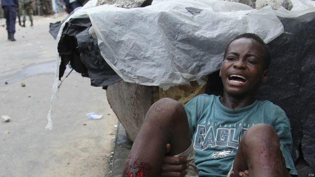 En fotos: el barrio sitiado por causa del ébola - BBC News Mundo