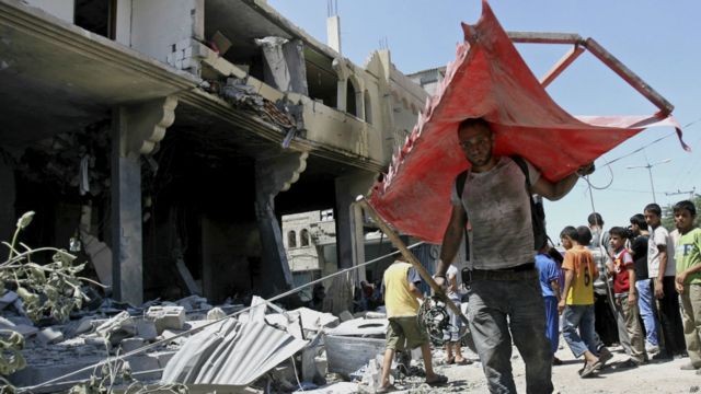 Pencakar langit menjadi sasaran serangan Israel - BBC News Indonesia Pencakar langit menjadi sasaran serangan Israel - BBC News Indonesia