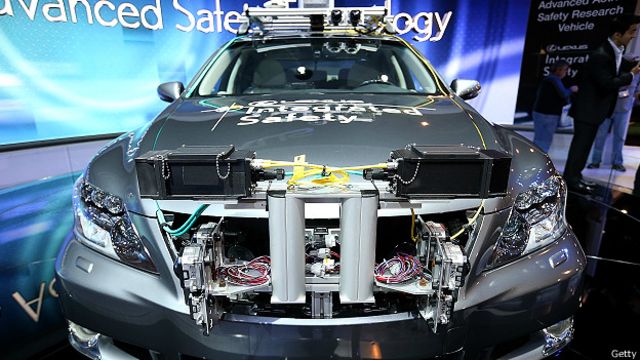 Почему роботам трудно увидеть то, что видим мы - BBC News Русская служба