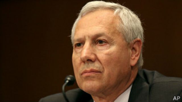 Los ancianos de EE.UU. que todavía deben préstamos estudiantiles - BBC ...