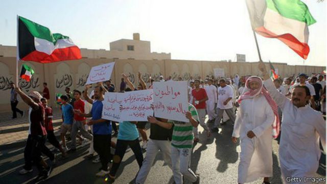 Kuwait tawarkan 'kewarganegaraan Komoro' kepada Bidun - BBC News Indonesia