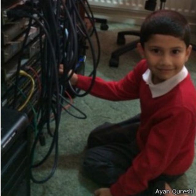 Bocah Inggris jadi spesialis komputer termuda - BBC News Indonesia