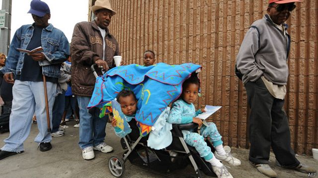 Estudio revela que uno de cada 30 niños vive sin hogar en EE.UU. - BBC ...