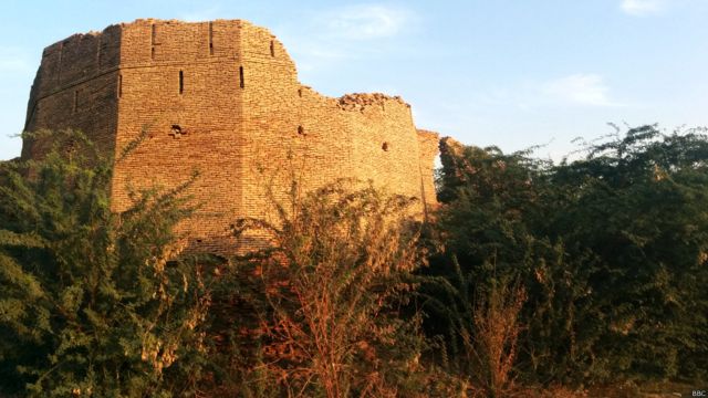 راجن پور کا قلعہ ہڑند - BBC News اردو