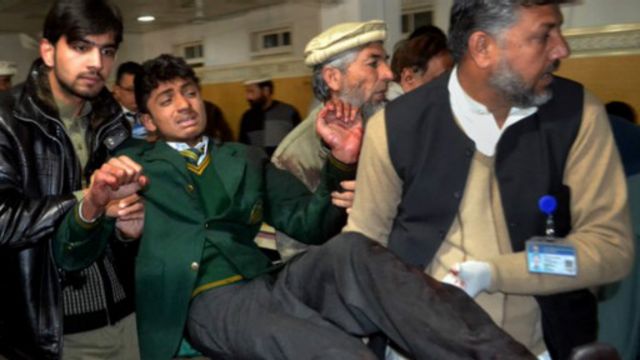 Massacre Dans Une école Au Pakistan Bbc News Afrique