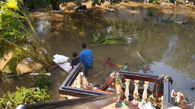 Tsunami na Ásia: A tragédia retratada por quem estava lá - BBC News Brasil