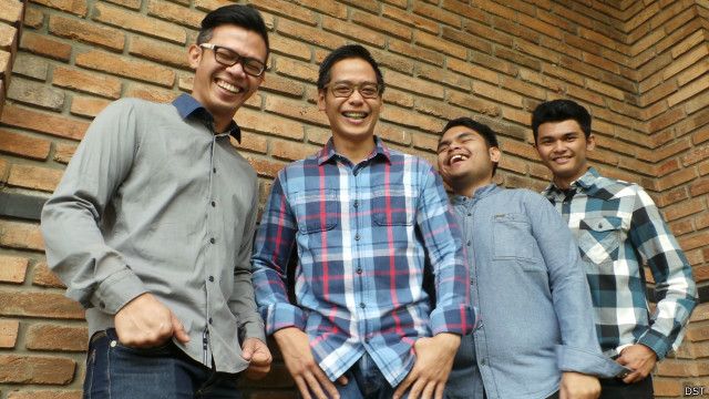 DST, penampilan perdana yang memukau - BBC News Indonesia