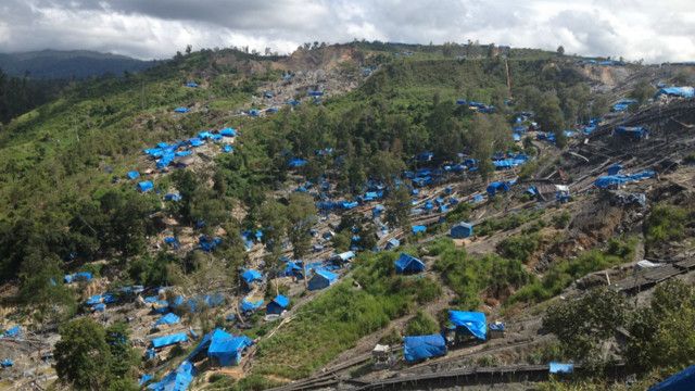 Kilaunya bisnis emas di Indonesia - BBC News Indonesia