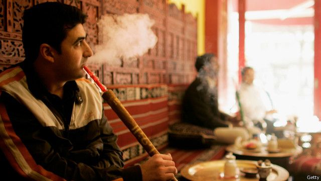 VTC có 'lỗi nghiệp vụ' ở phóng sự hút shisha - BBC News Tiếng Việt