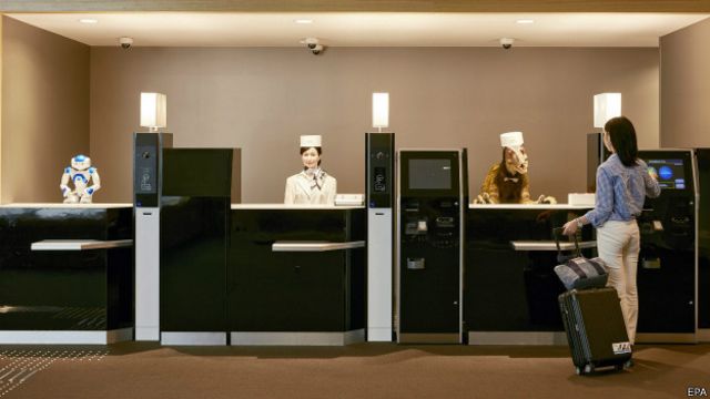 Por dentro do hotel de robôs no Japão - BBC News Brasil