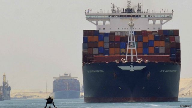 O novo Canal de Suez: a obra faraônica que o Egito fez em um ano - BBC ...