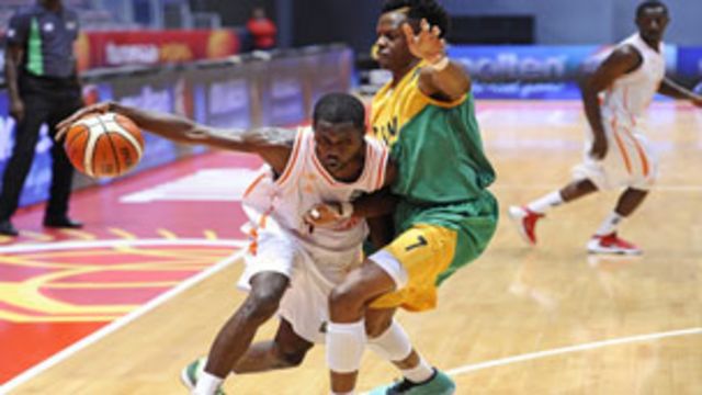 Robert Mugabe Jr à l’Afrobasket 2015 - BBC News Afrique