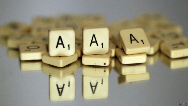 La historia secreta del Scrabble, el famoso juego de las palabras - BBC ...