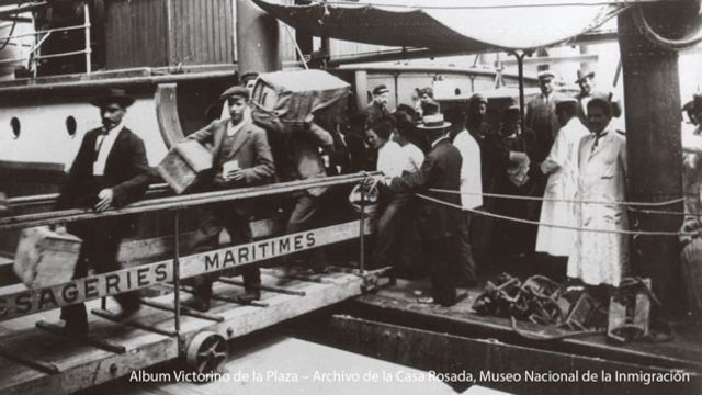 La fascinación argentina por los "chinos", los "negros" y los "gallegos ...