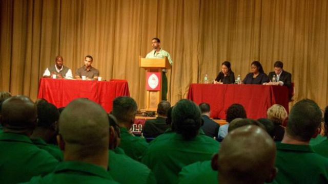 Como prisioneiros venceram alunos de Harvard em debate nos EUA - BBC ...