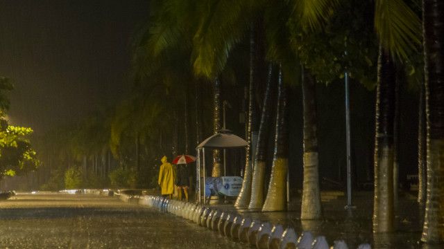 Rais wa Mexico asema kimbunga Patricia bado ni hatari - BBC News Swahili