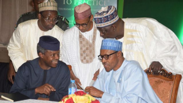 Nigeria : "15 milliards de dollars perdus" - BBC News Afrique