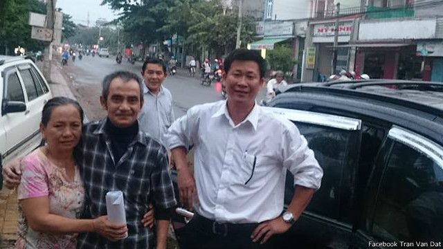 Ông Nén kháng nghị 'đòi sự công bằng' - BBC News Tiếng Việt