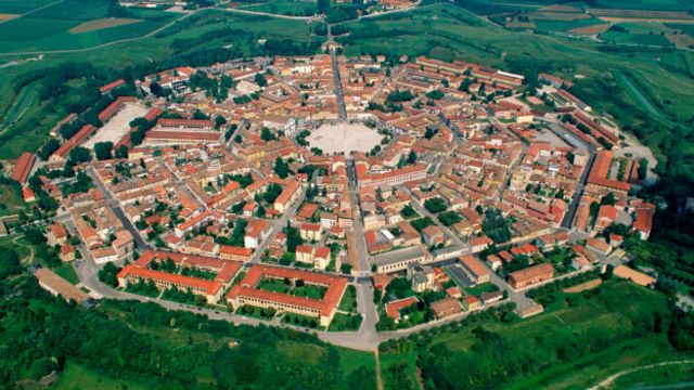 Ciudades ideales: 3 éxitos y 3 fracasos estrepitosos - BBC News Mundo