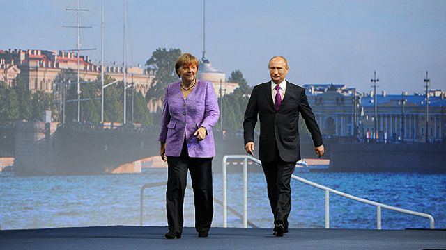 ¿Qué nos dice sobre Putin su forma de caminar? - BBC News Mundo
