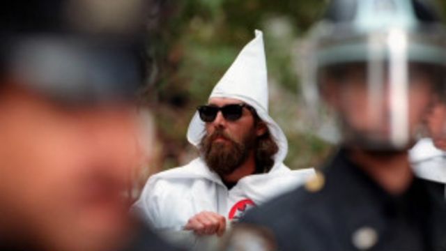 O ressurgimento da Ku Klux Klan no ano de seu 150º aniversário - BBC ...