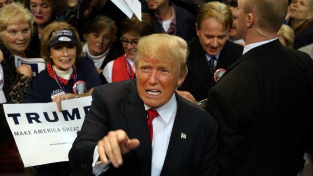 Amerika : Trump yahagaze ku magambo ye - BBC News Gahuza