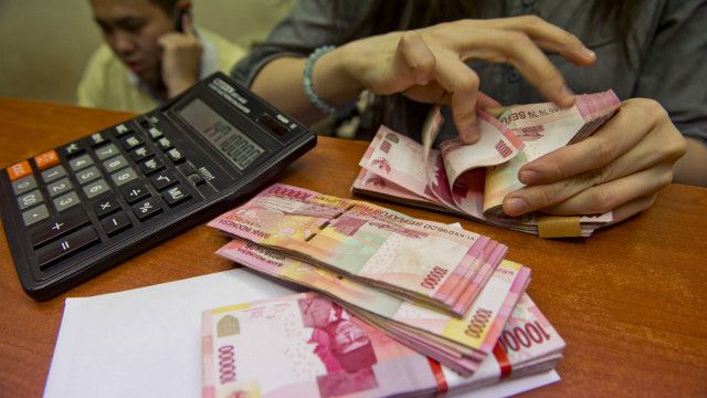 Perampingan jumlah PNS menuai polemik - BBC News Indonesia