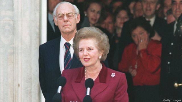 नेताओं के आंसू...दर्द या इमोशनल अत्याचार - BBC News हिंदी