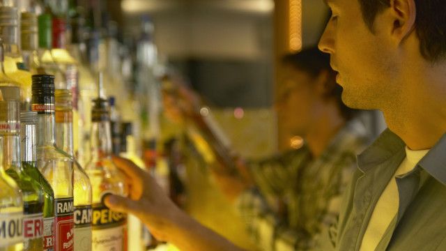 Beber moderadamente é seguro? Quatro mitos sobre o consumo de álcool ...